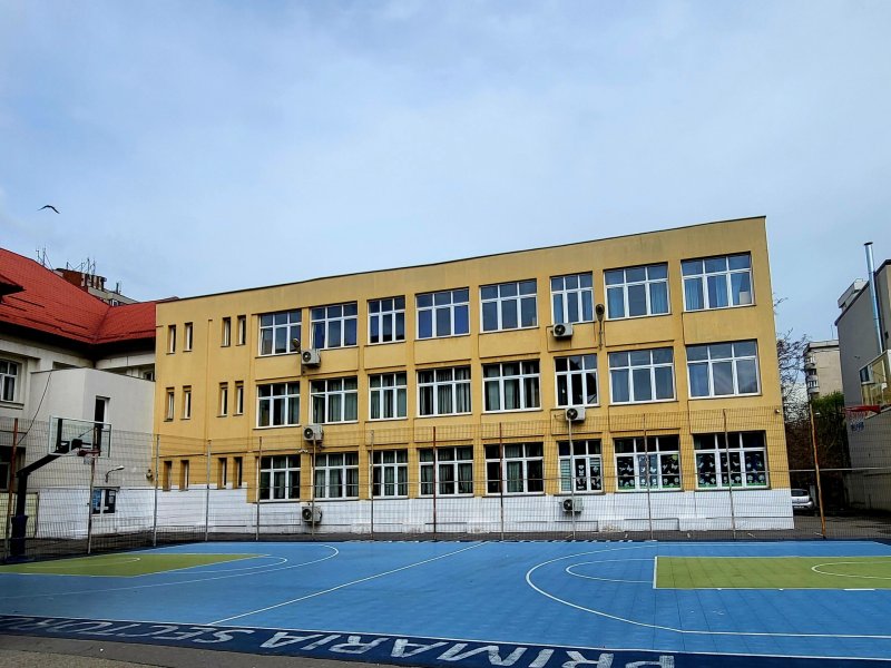 Școala Gimnazială Nr. 31 - Descoperă acest loc din București